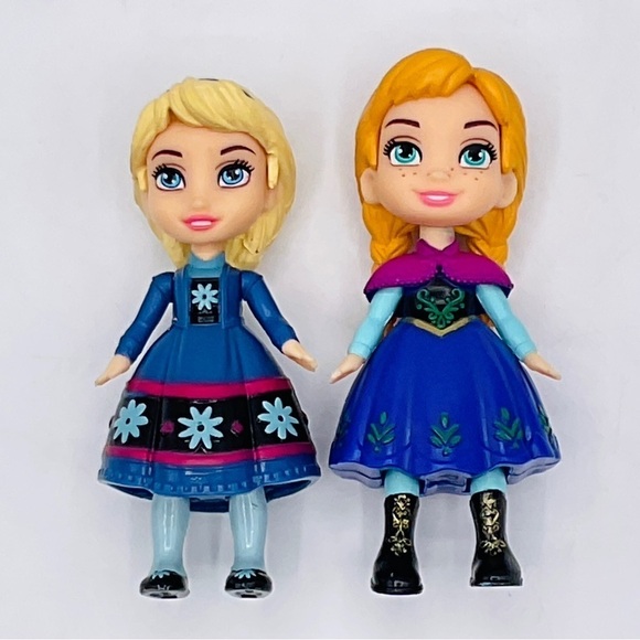 Disney | Toys | Disney Frozen Elsa Anna Poseable Mini Dolls Toddler ...